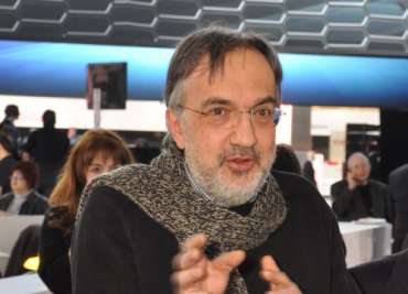 Sergio Marchionne declines Chrysler pay, bonuses for 2011